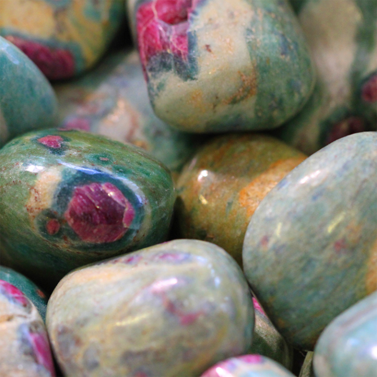 Pink and Green, Crystals and Stones-Meaning-Healing Properties-Names ...